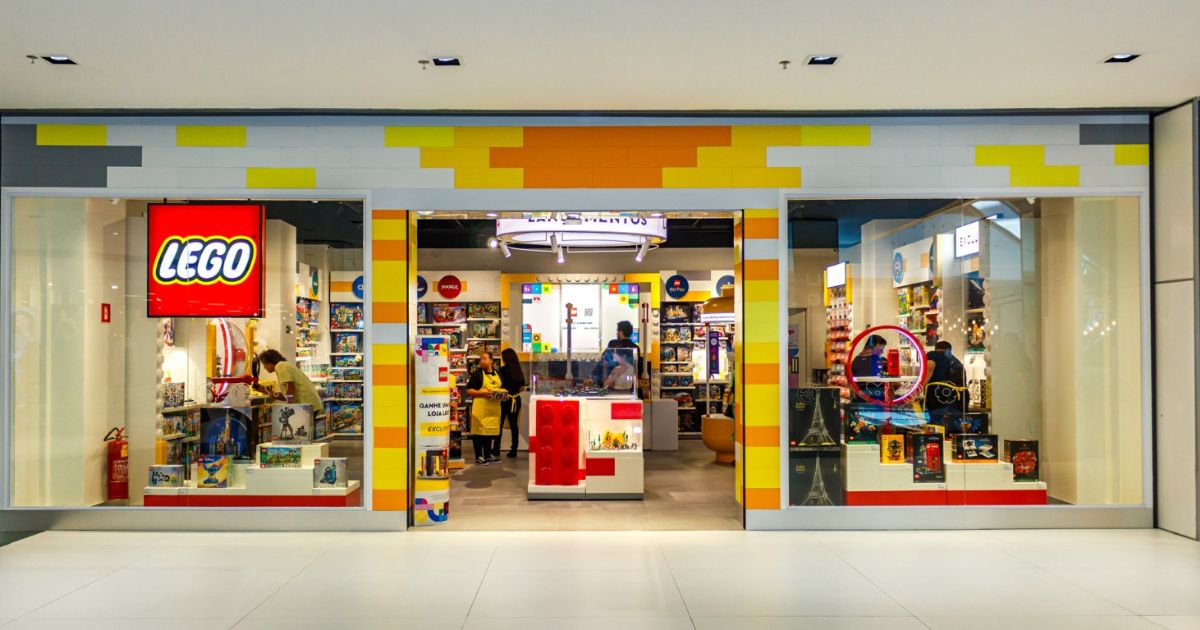 Lego abre sua primeira loja oficial em Santa Catarina - Vale Itajai
